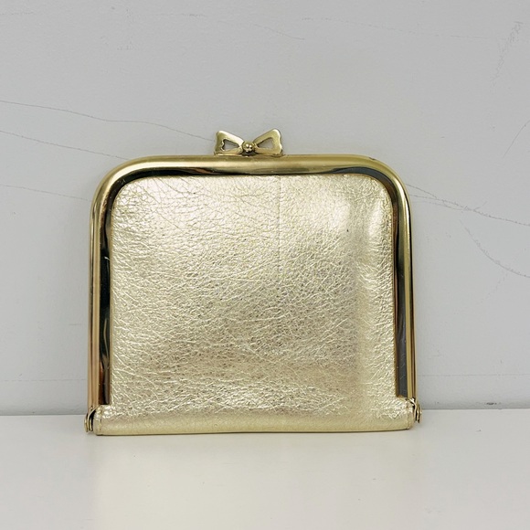 Vintage | Bags | Vintage Metallic Gold Kisslock Bifold Deerskin Wallet ...